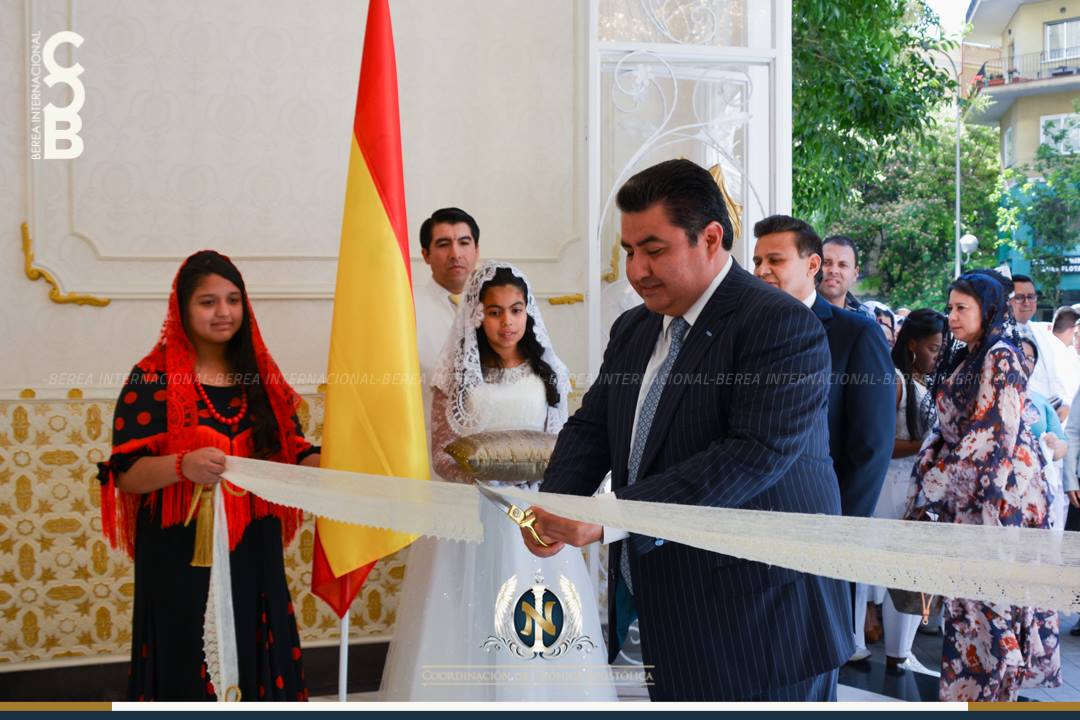 El Apóstol Naasón Joaquín consagra la Casa de Oración de Madrid – Berea ...